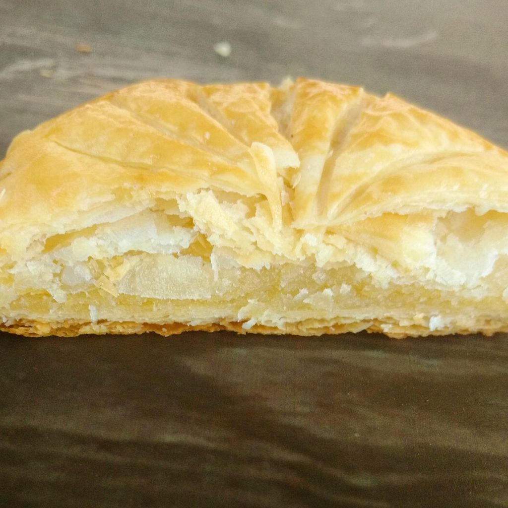 Gateaux pithiviers #daringbakers | flours and frostings