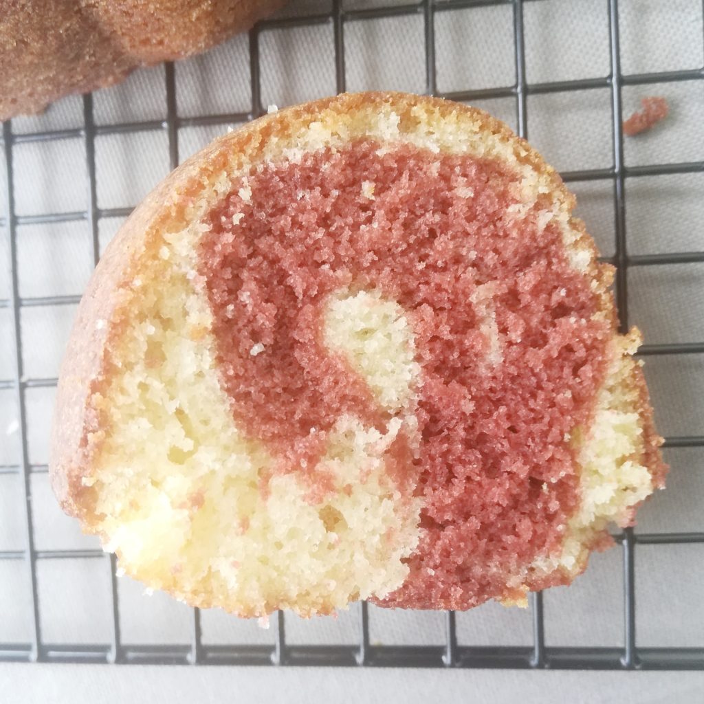 Red velvet marble cake - FLOURS & FROSTINGS