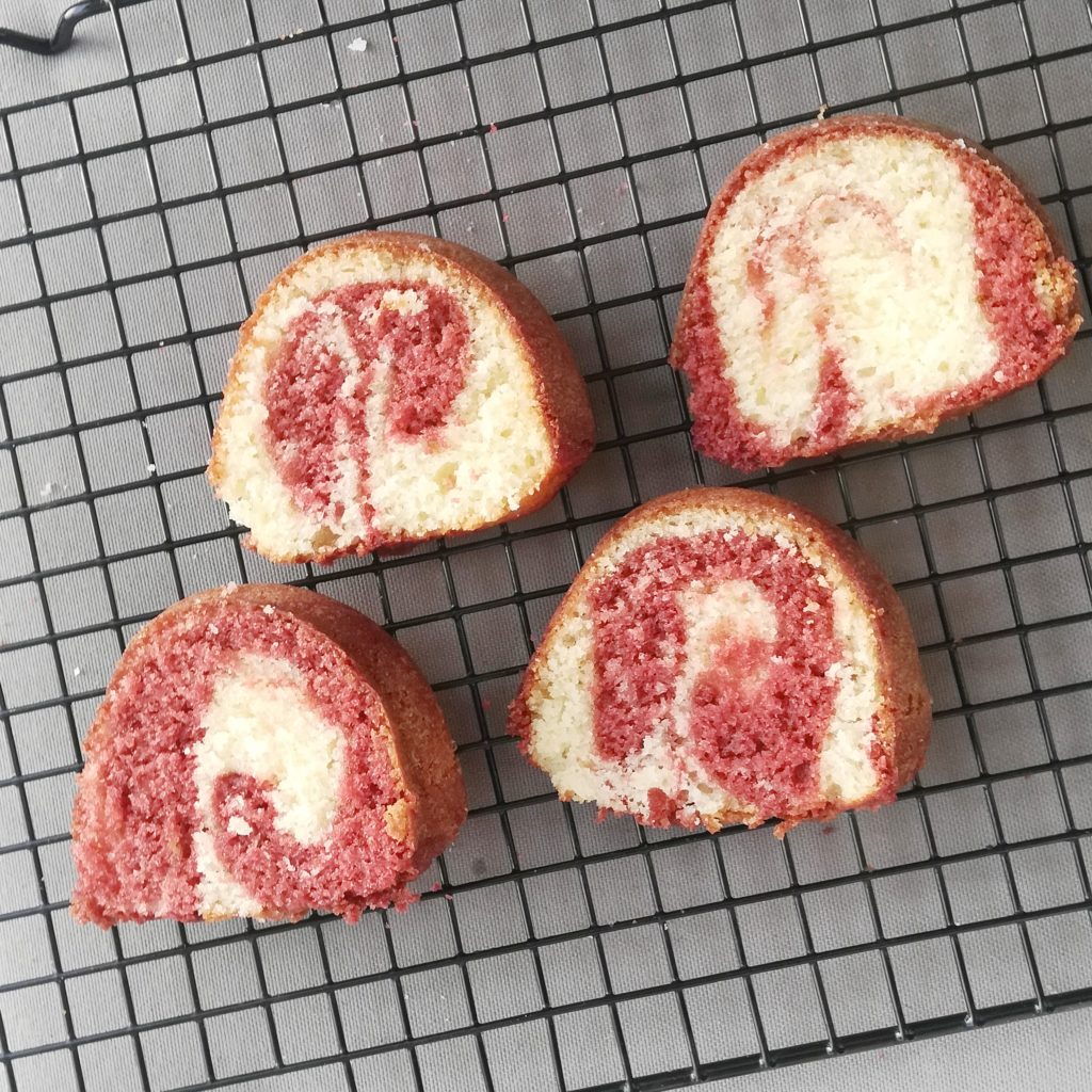 Red velvet marble cake - FLOURS & FROSTINGS